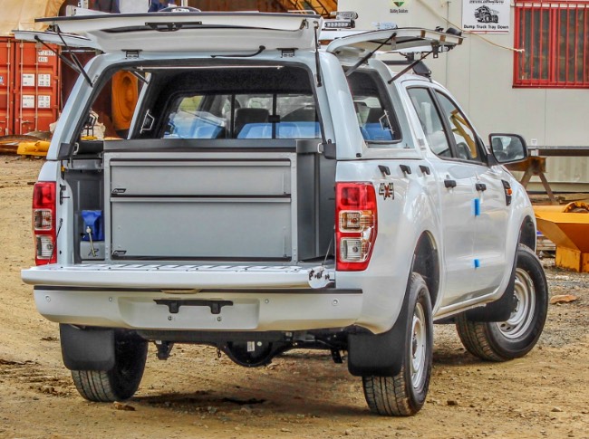 Mobile Vet Auckland, Vet Van & Vehicles for Veterinarians | Driveline